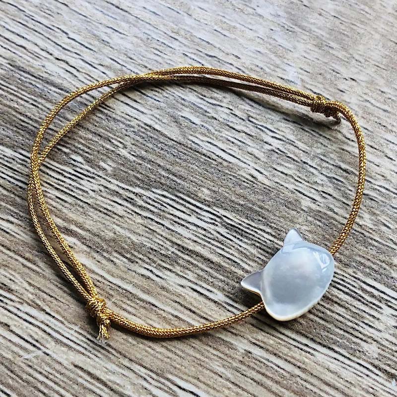 YSIE Golden Camille Bracelet - White Cat – Beautyhabit