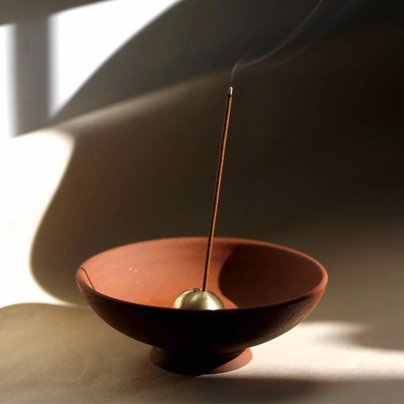 Ume Incense Incense Chalice in Terracotta – Beautyhabit